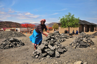 The emergence of a ‘bulk commodity illegal industry’ in South African chrome mining. | Risk ...